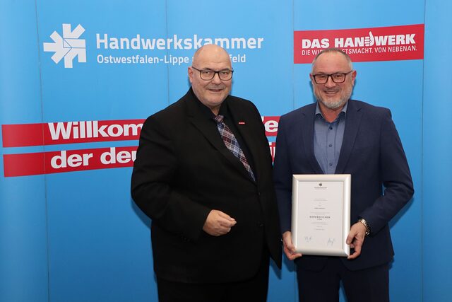 Goldenes Ehrenzeichen für Volker Haimann